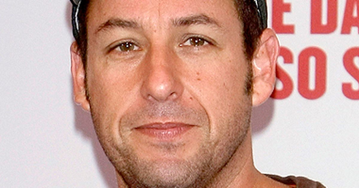 Adam Sandler: Schenkt Salma Hayek einen Ferrari! | BUNTE.de