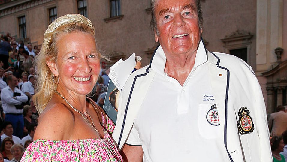 Konsul Hans-Hermann Weyer mit 85 Jahren gestorben | BUNTE.de