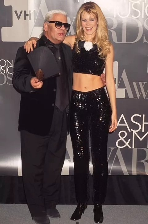 Claudia Schiffer von früher bis heute: Ihre Wow-Looks zum Staunen ...