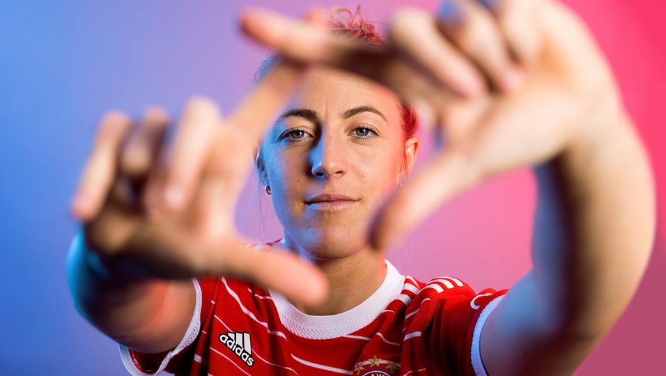 Fußballerin Carolin Simon: So tickt die FC-Bayern-Spielerin | BUNTE.de