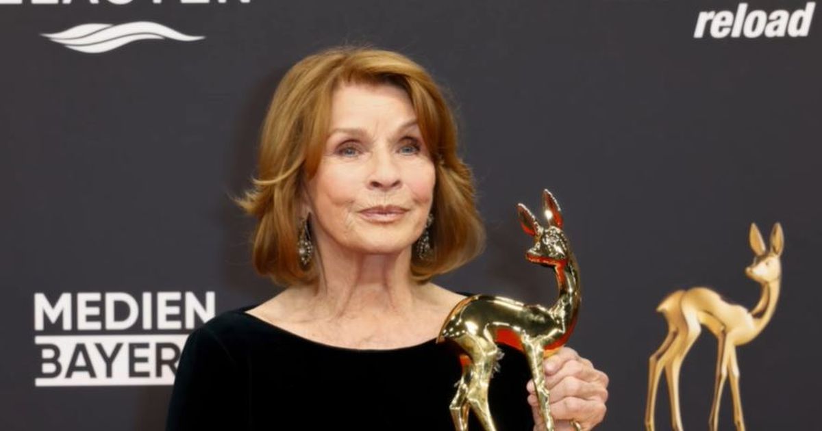 Senta Berger: BAMBI fürs Lebenswerk – da denkt sie vor allem an eine ...
