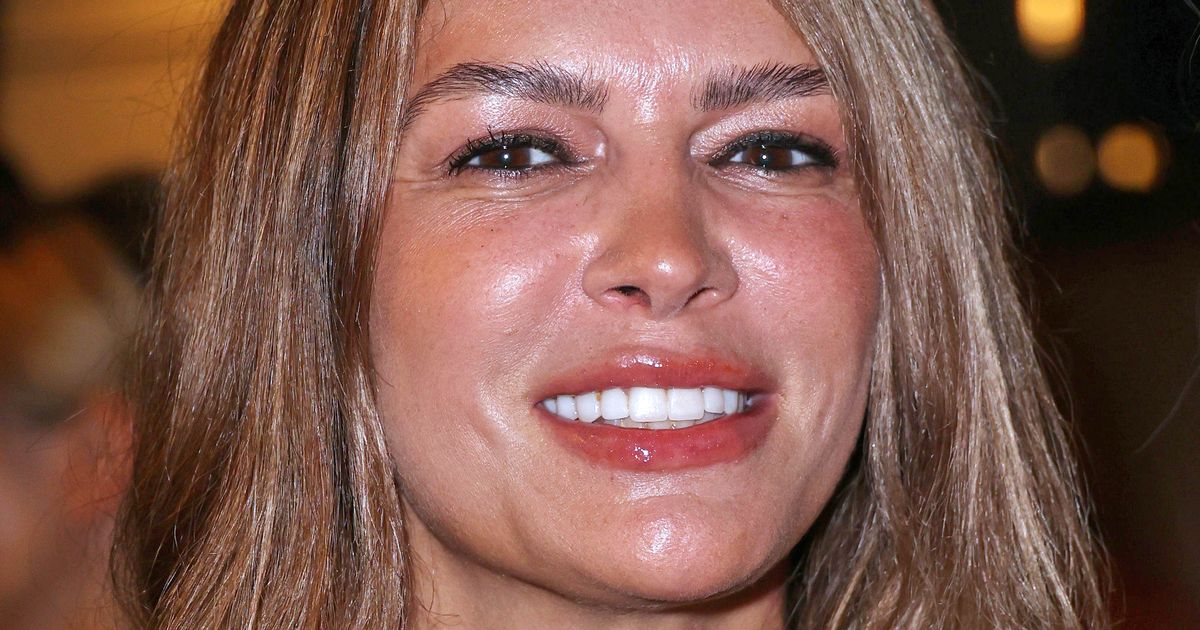 Hot sali sex a bit challenging with communicating where to