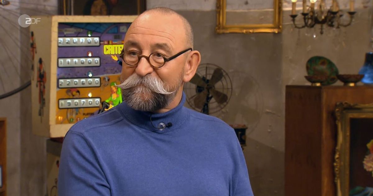 Horst Lichter: Brosche zieht ihn bei "Bares für Rares" in den Bann ...