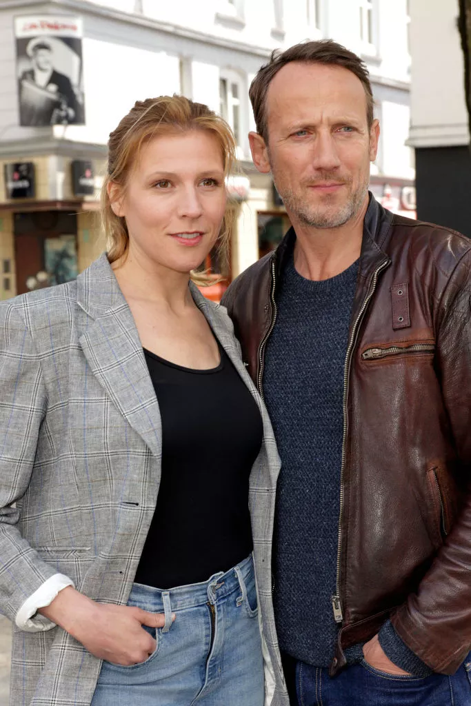 Tatort "Schweigen": Sie liebt Wotan Wilke Möhring in Echt | BUNTE.de