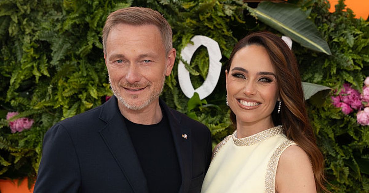 Im Minikleid: Franca Lehfeldt turtelt mit Christian Lindner | BUNTE.de