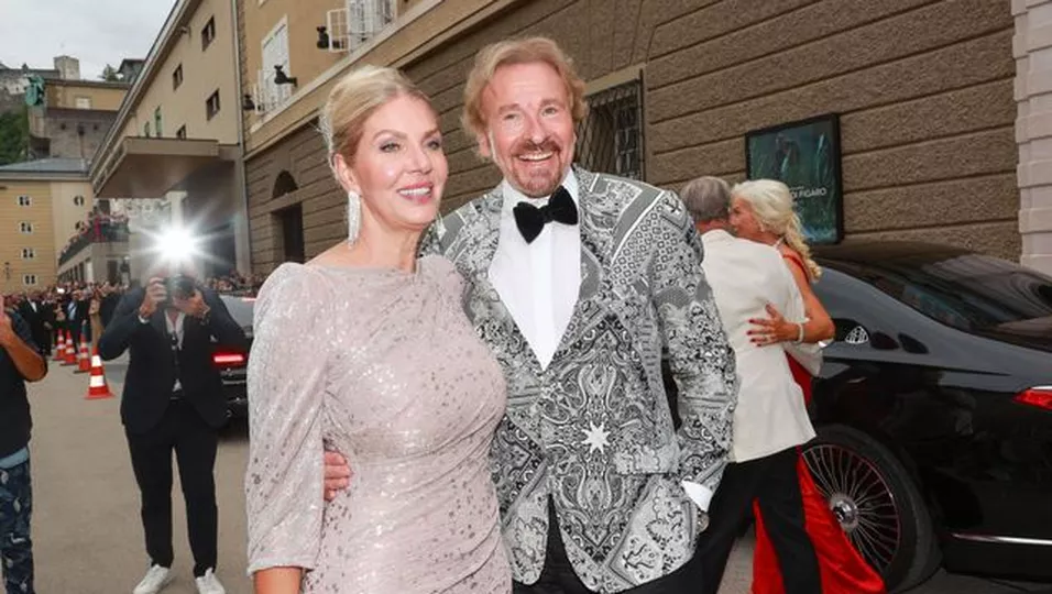 Thomas Gottschalk zieht mit Karina nach München und fragt seine Fans ...