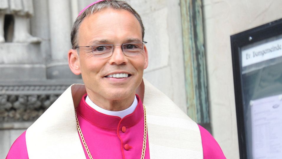 Franz-Peter Tebartz-van Elst: Bischof heimlich in Limburg? | BUNTE.de