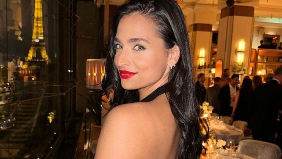 Amira Pocher Sie Zeigt Sich An Der Seite Eines Anderen Mannes Bunte De