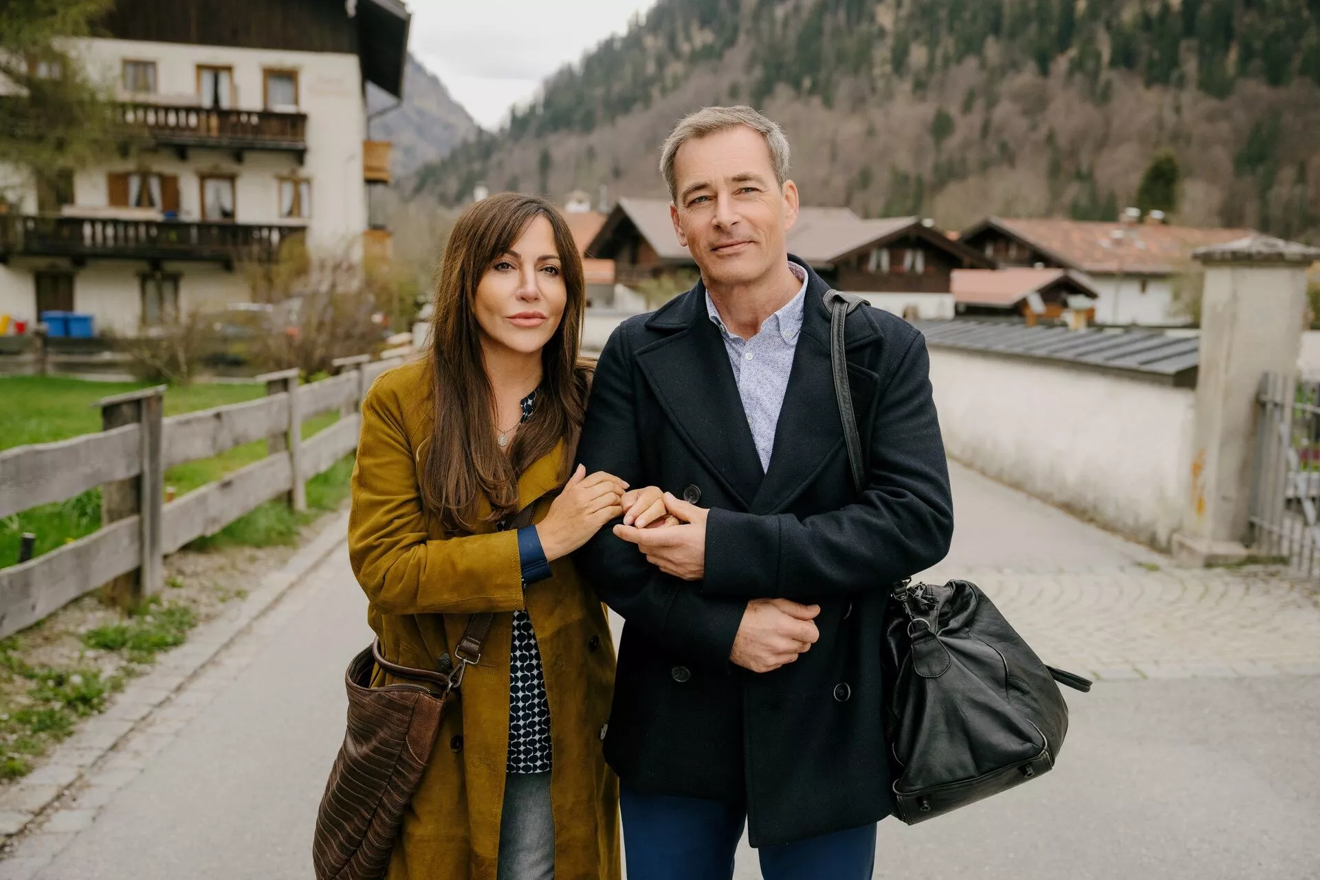 "Frühling"-Star Simone Thomalla über die Freundschaft zu Ex Sven ...