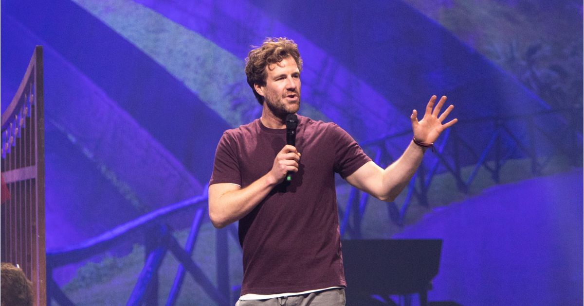 Luke Mockridge teilt schon wieder gegen Hazel Brugger aus | BUNTE.de