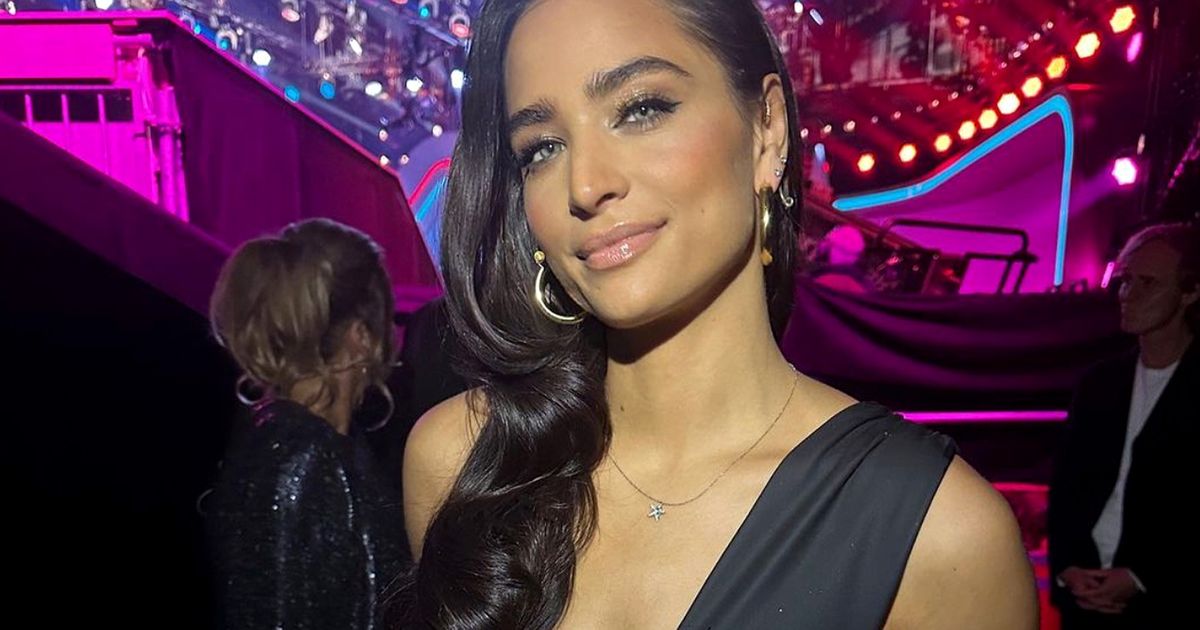 Amira Pocher: Fan wettert: "Zu hübsch, um Pocher zu heißen" | BUNTE.de