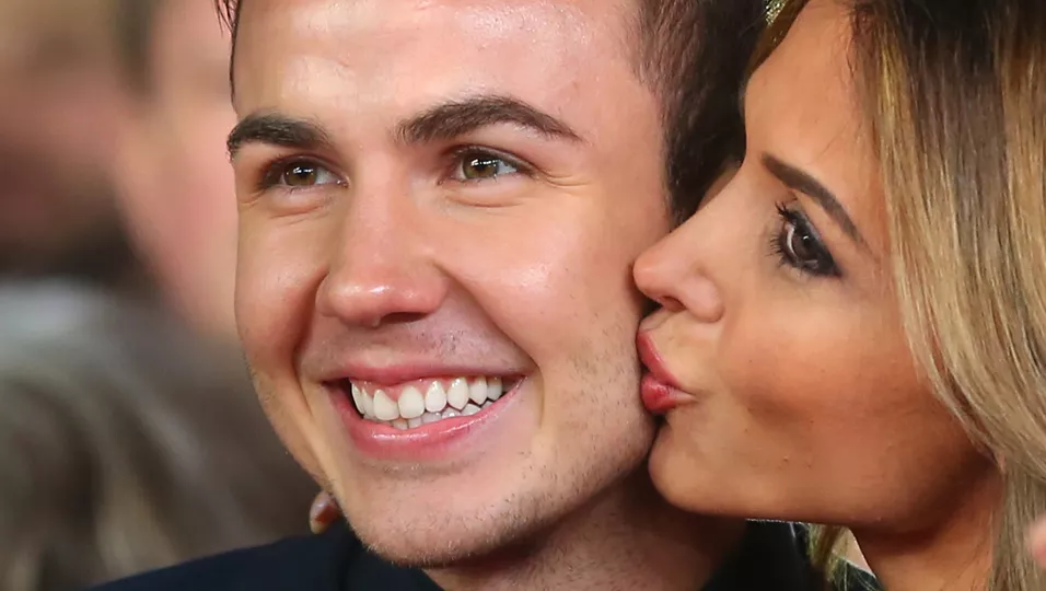 Mario & Ann Kathrin-Götze: Blick ins Kinderzimmer: Familienfoto mit ...