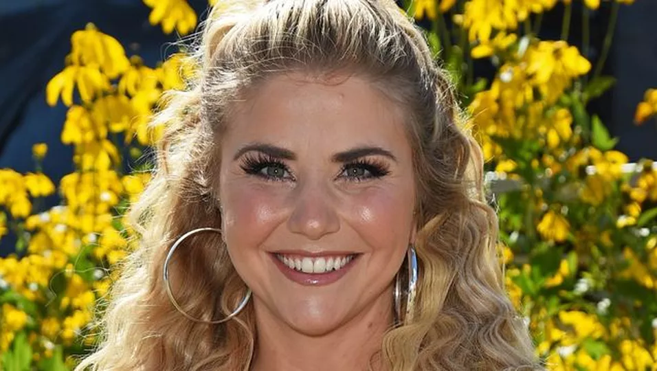 Beatrice Eglis sexy Beachlook raubt ihren Fans den Atem | BUNTE.de