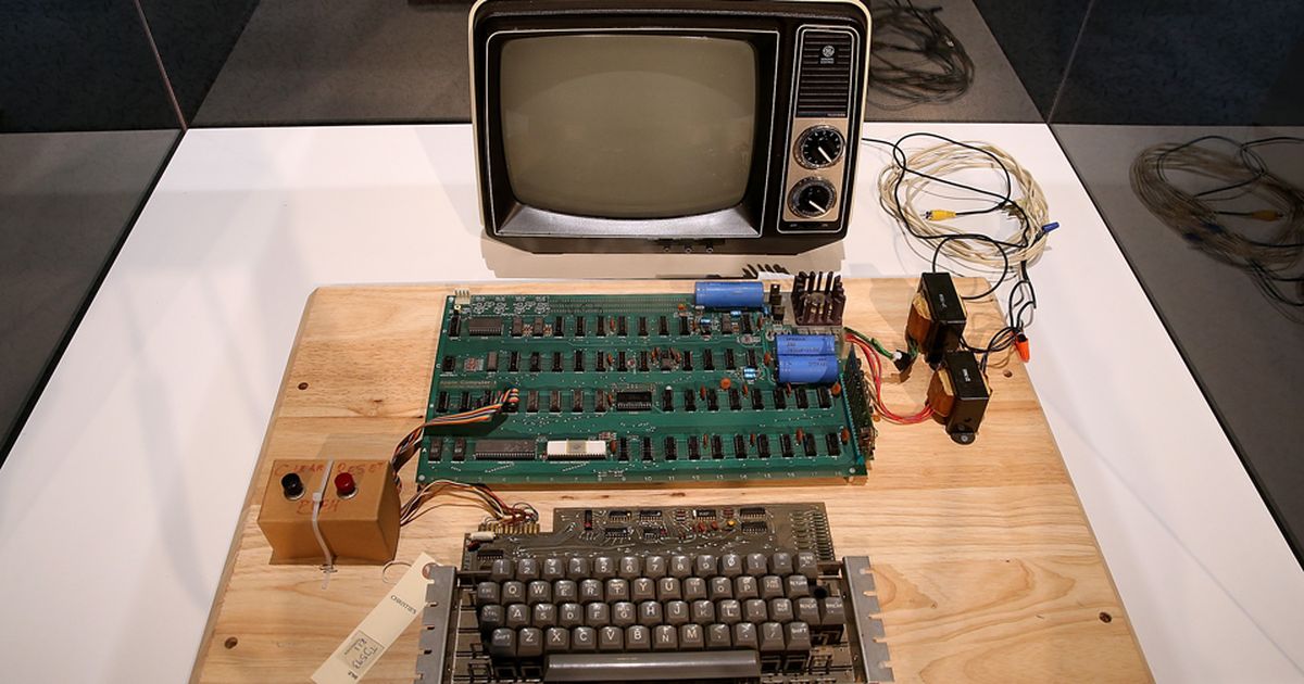 Steve Jobs: Erster Apple-Computer für Rekordpreis versteigert | BUNTE.de