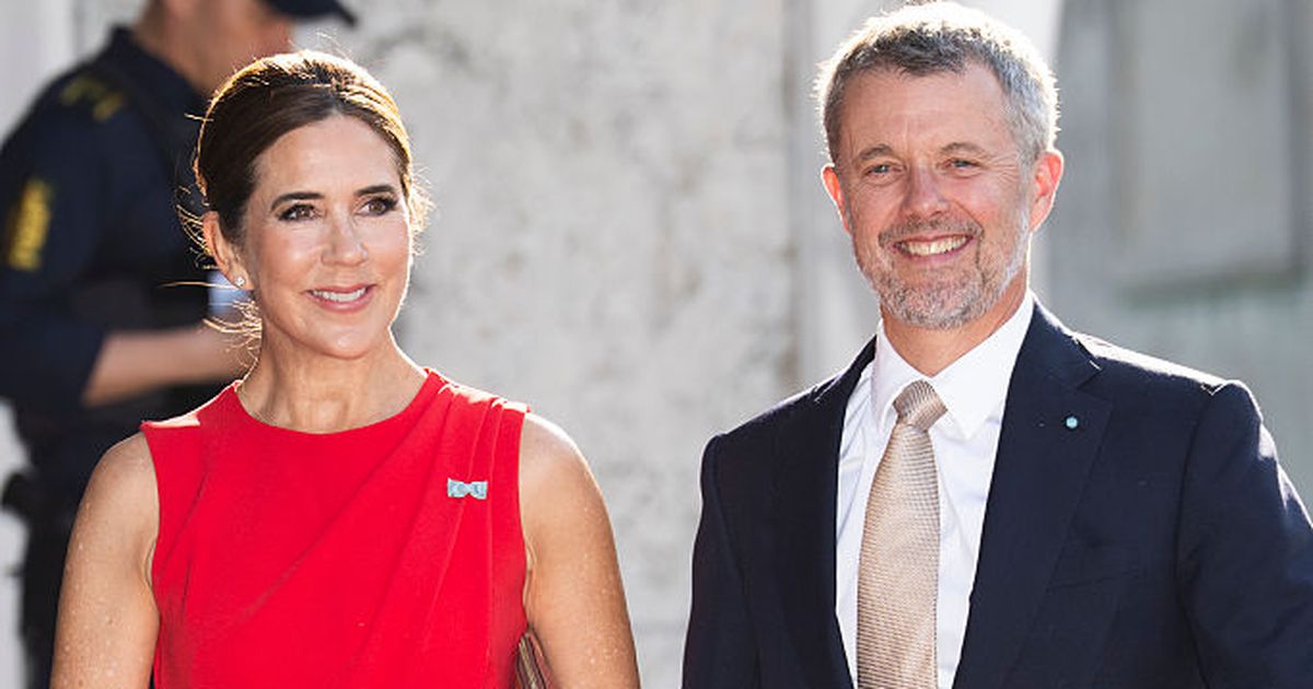 Bokep bocil terbaru her body is nice figure resembling a