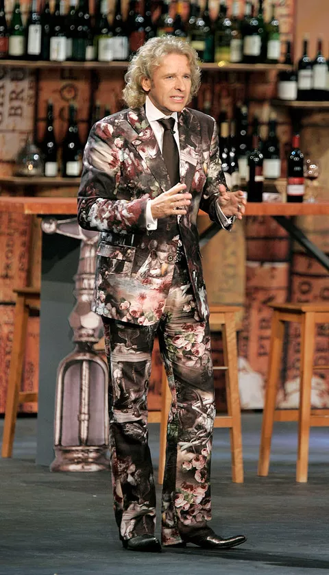 Thomas Gottschalk: Seine legendärsten "Wetten, dass..?"-Outfits ...