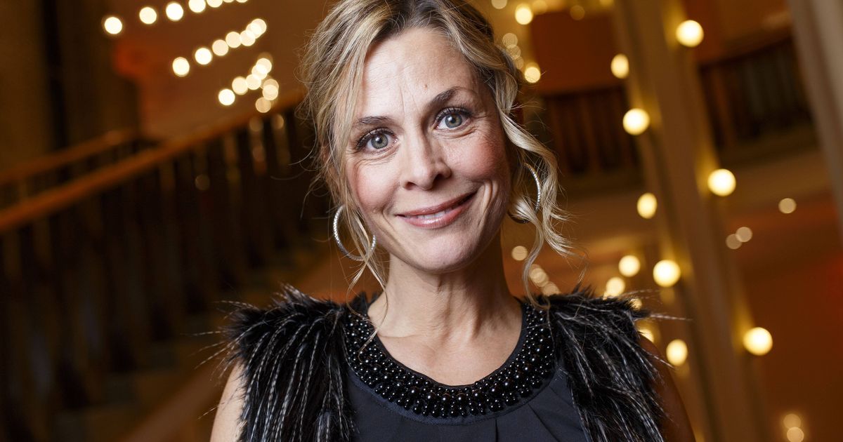 "Sturm der Liebe"-Star Tanja Lanäus : Positive Kritik für ihr Playboy ...