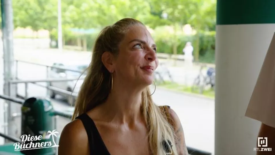 "Bekam kaum Luft" – Dannis Tochter Jada Karabas (19) leidet an ...