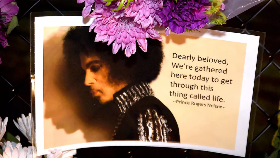 Prince (†57): Traurige Details über das einsame Leben des Sängers ...