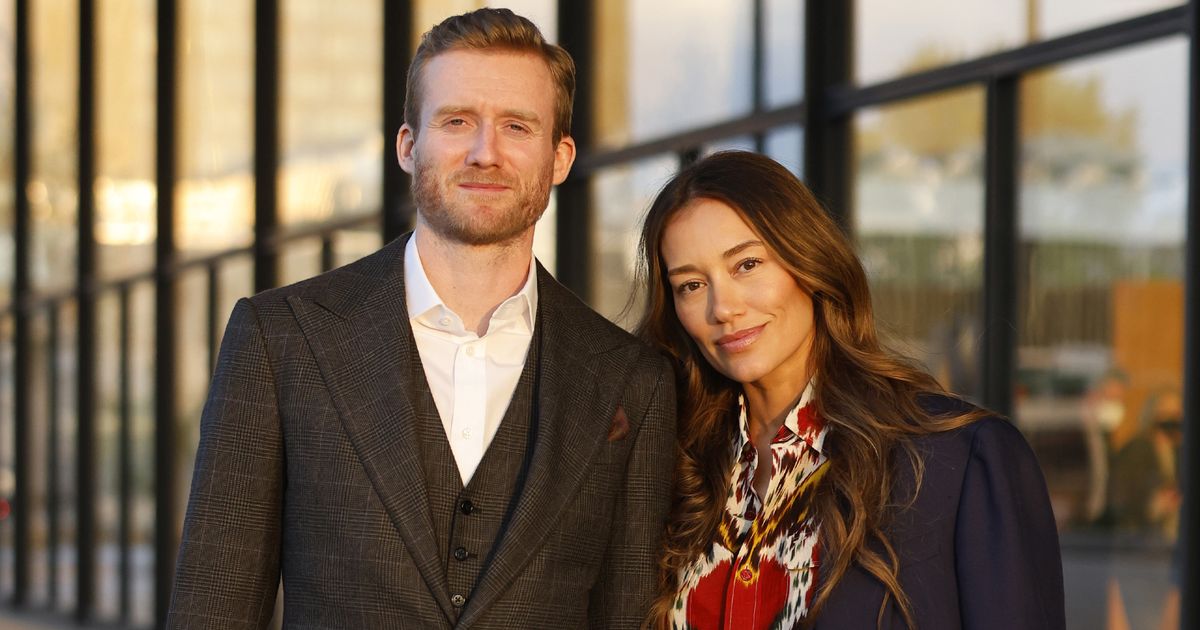 Anna Schürrle: "Ich habe erstmal geheult": Ungeplante Landung in Luanda ...