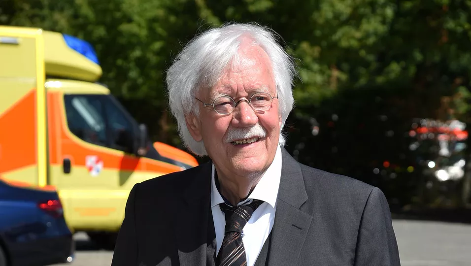 Kult-Moderator Carlo von Tiedemann: "Ich bin so traurig": Seine Show ...