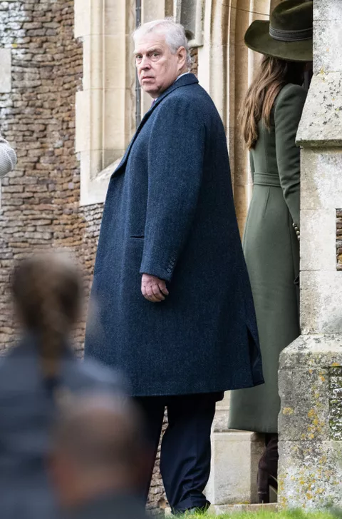 Prinz Andrew: Der umstrittene Royal wird heute 65 - Bildergalerie bei ...