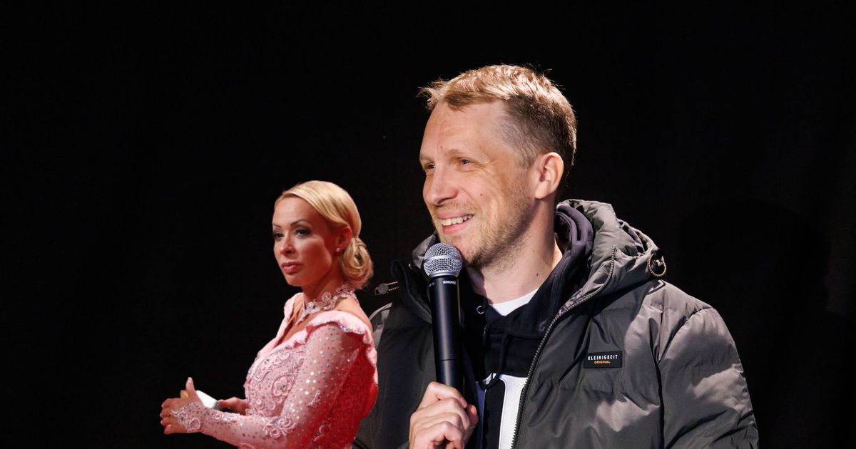 Oliver Pocher: Auf der Bühne macht er sich über Cora Schumacher lustig ...
