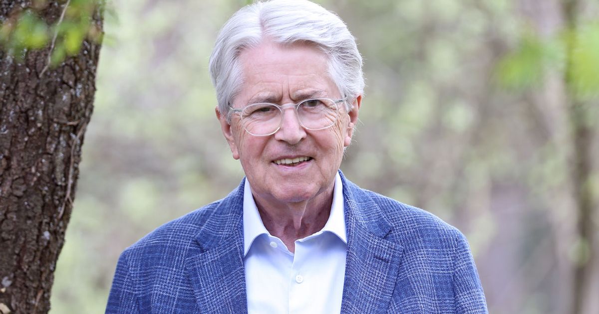 Frank Elstner: Die TV-Legende auf ihrer wichtigsten Mission | BUNTE.de
