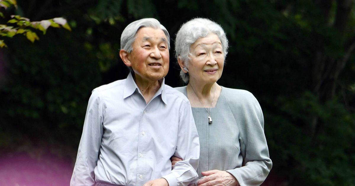 Michiko von Japan wird 90: Ihre besondere Liebesgeschichte mit Akihito | BUNTE.de