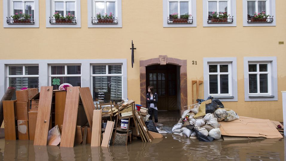 Keller überschwemmt: So beheben Sie Schäden | BUNTE.de