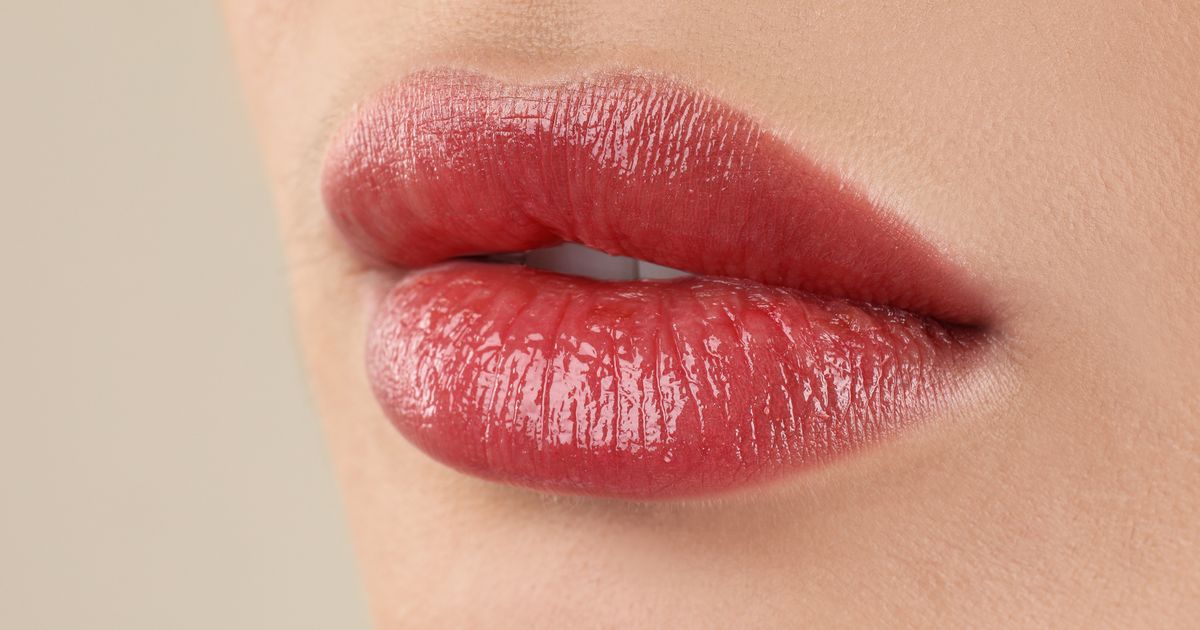 Für volle Lippen: Beauty-Profis schwören jetzt auf diese Lipstick ...