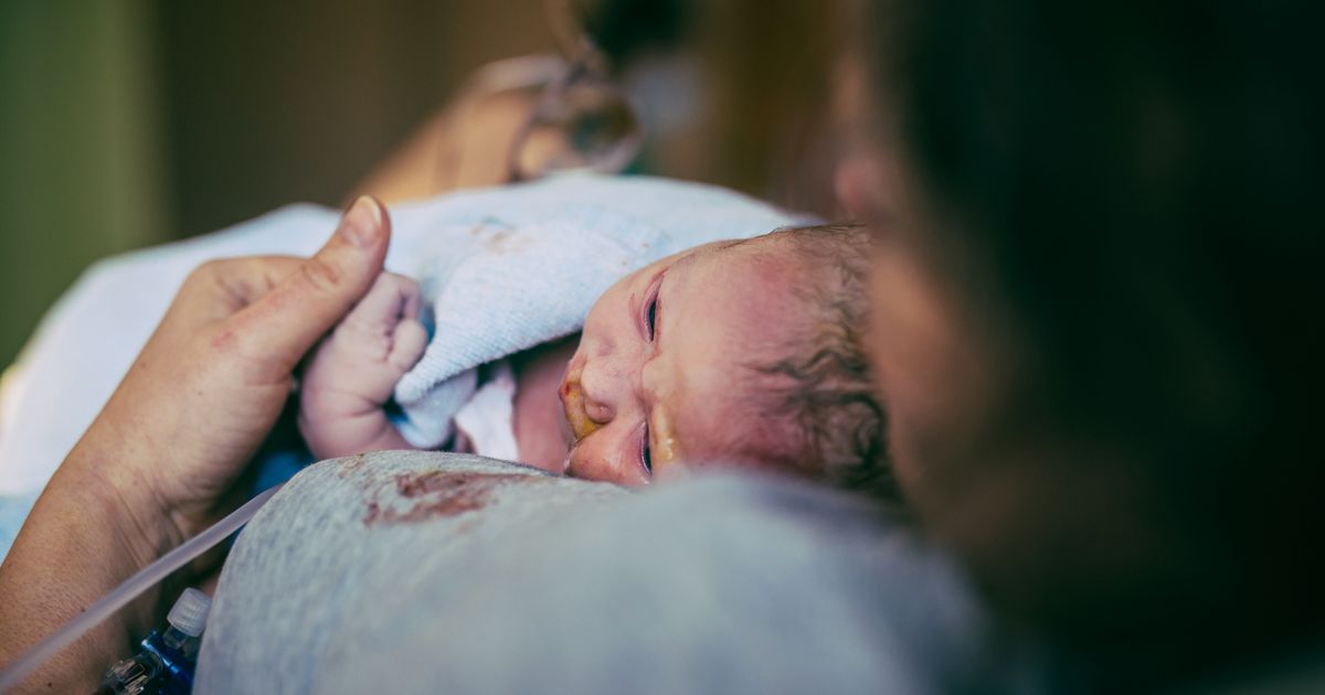 Mit 63 Jahren wird Alexandra zum neunten Mal Mutter - ohne ...