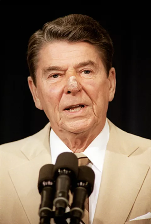 Hayworth, Sachs & Co.: Diese Stars erkrankten an Alzheimer ...