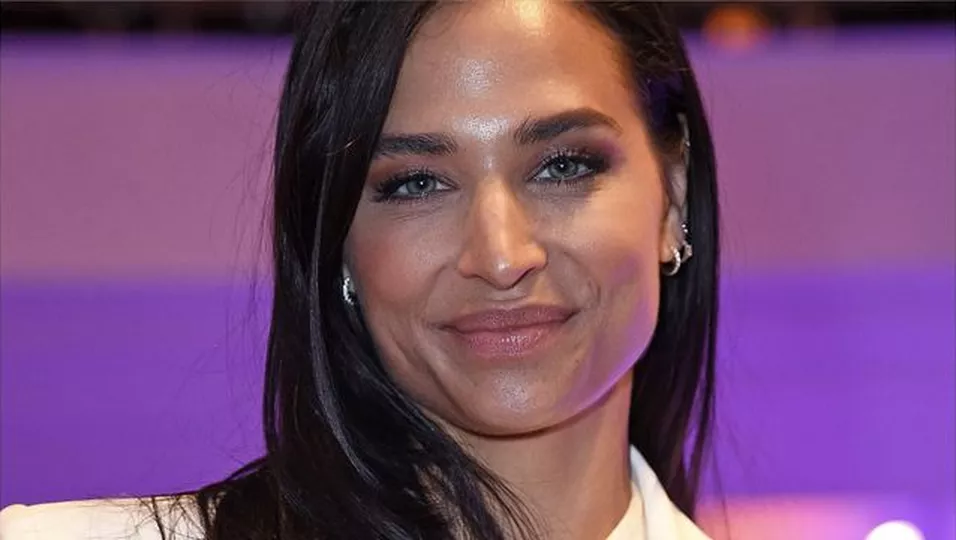 Amira Aly: Plötzliches Aus für ihren Podcast mit Bruder Hima | BUNTE.de