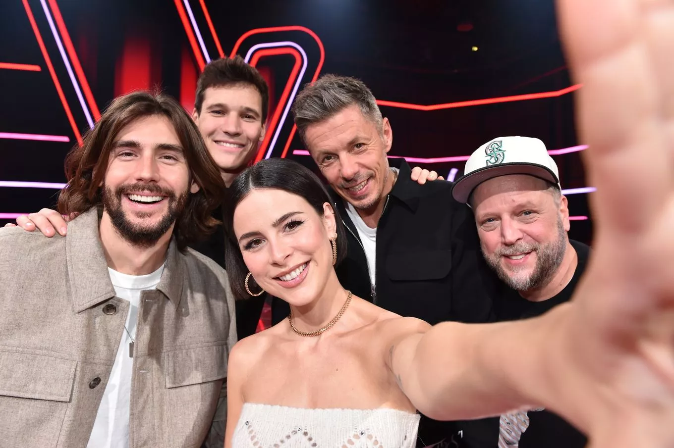 Lena Meyer-Landrut: "Ich bin niemand, der regelmäßig in Erinnerungen ...