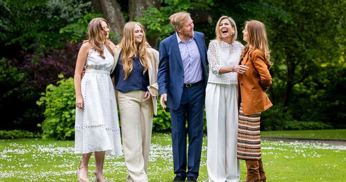 Neue Fotos zeigen Verbundenheit von Amalia der Niederlande ihrer ...