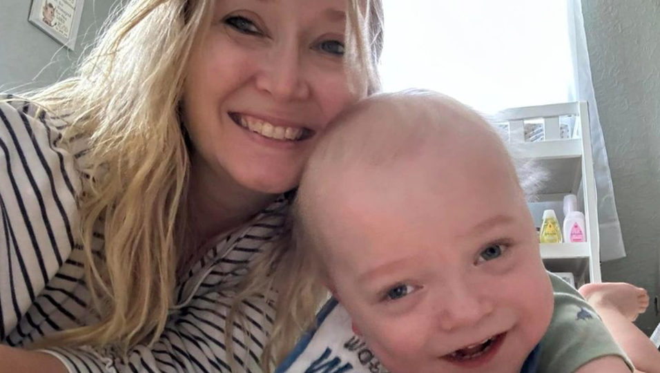 Wunderkind: Frühchen wiegt 850 Gramm, kann nach 19 Monaten Krankenhaus ...