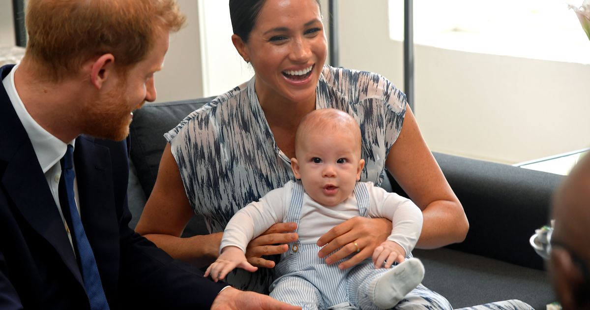 Baby Archie: Papa Harry: "Rothaarige halten zusammen" | BUNTE.de