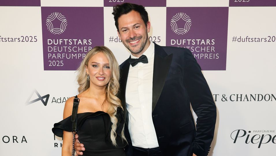 Ex-Bachelor Sebastian Klaus hat sich mit seiner Jenny verlobt | BUNTE.de