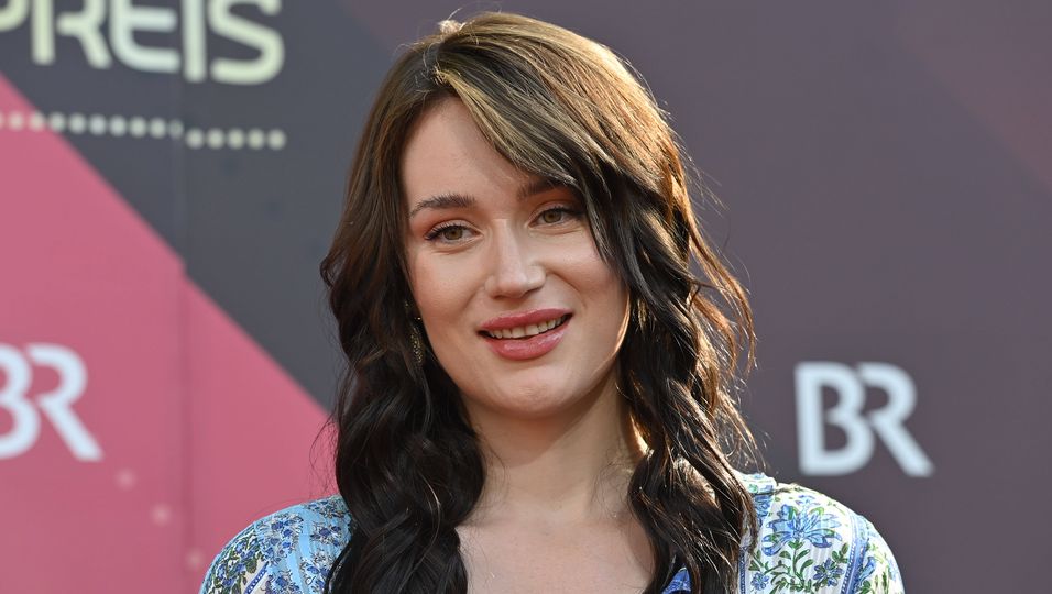 Gloria-Sophie Burkandt: Filmproduzent diskriminiert sie wegen ihrer ...