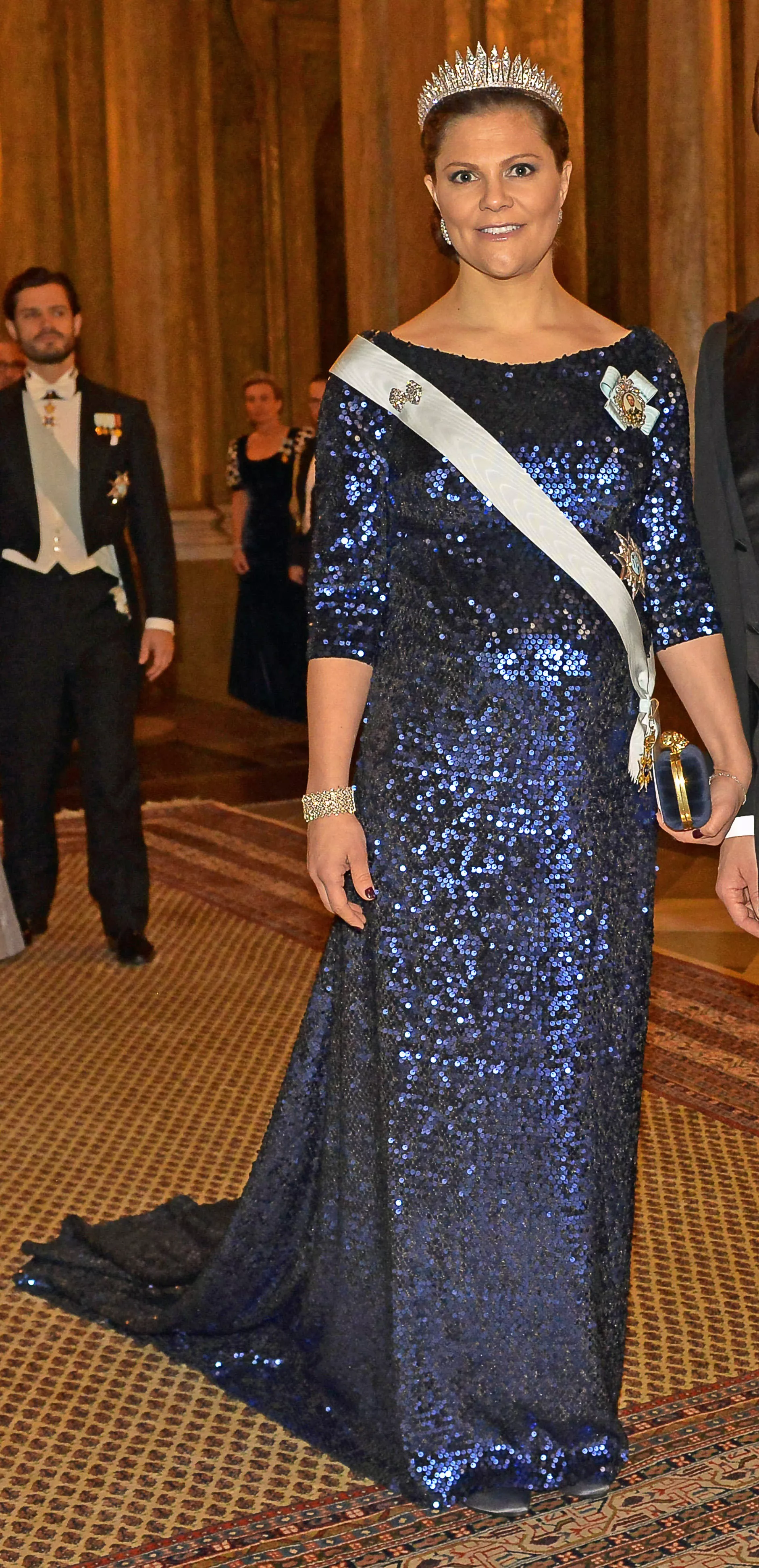 Sofia von Schweden leiht sich Kronprinzessin Victorias Umstandskleid ...