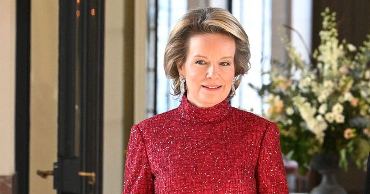 In Brüssel glitzert Mathilde von Belgien von Kopf bis Fuß | BUNTE.de