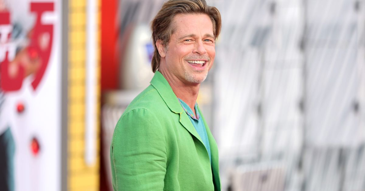 Brad Pitt: He rocks the red carpet in a bright green suit - Celebrity ...