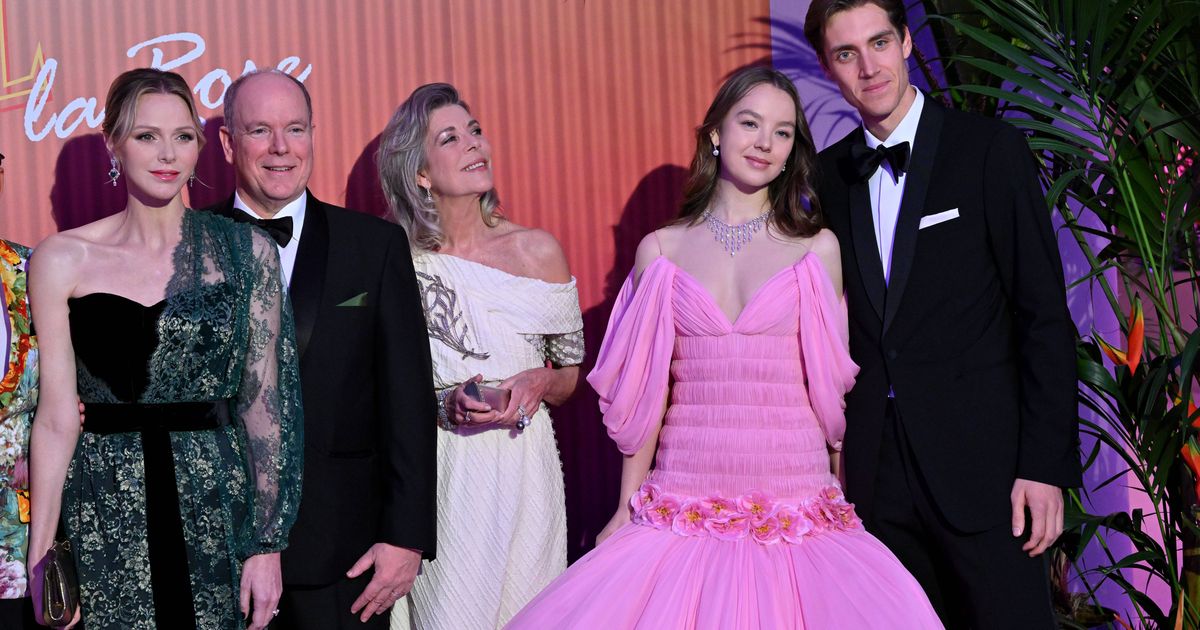 Rosenball in Monaco: Alexandra von Hannover stiehlt Fürstin Charlène ...