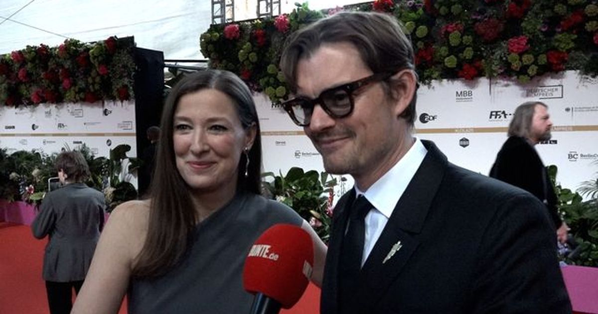 Sam Riley macht seiner Alexandra Maria Lara eine Liebeserklärung | BUNTE.de