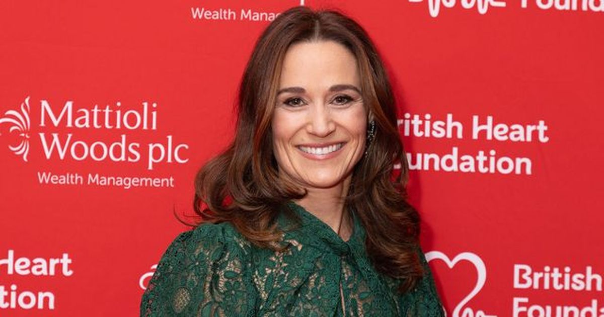 Im durchsichtigen Spitzenkleid sorgt Pippa Matthews für Aufsehen | BUNTE.de