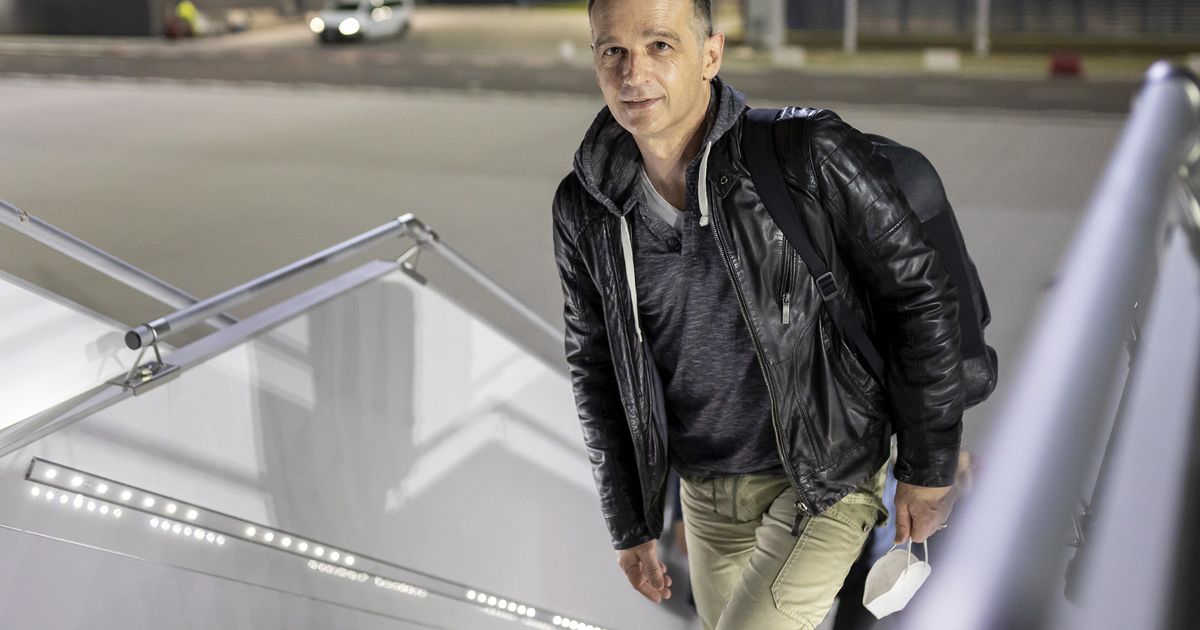 Heiko Maas tritt zurück: Wir schauen auf seine besten Looks | BUNTE.de