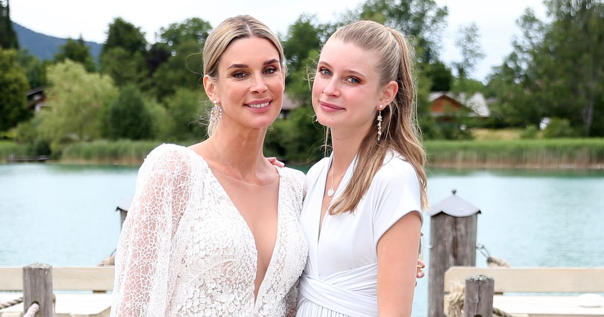 Claudelle Deckert wird Oma – mit 49 Jahren | BUNTE.de