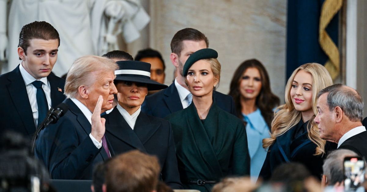 Donald Trump: Sohn Barron ist kaum wiederzuerkennen | BUNTE.de