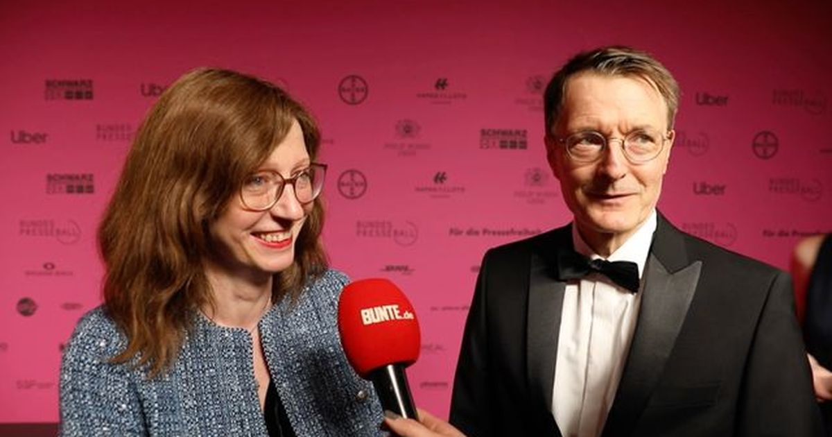 Karl Lauterbach total verliebt mit neuer Freundin | BUNTE.de